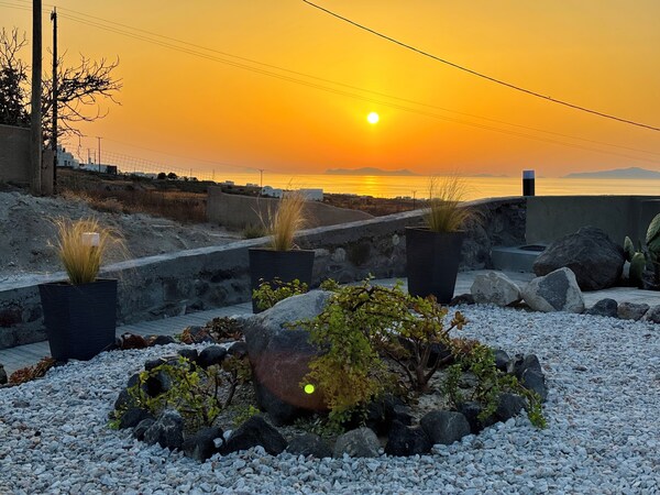 Bevimar Suites Private Unheated Jacuzzi - Oia