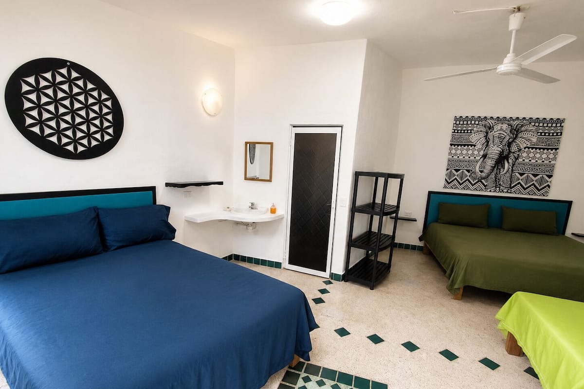 Wi-fi grátis, roupa de cama fornecida 