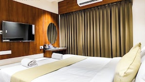 Quarto Executivo, Vista para a cidade | Secretária, Wi-fi grátis 