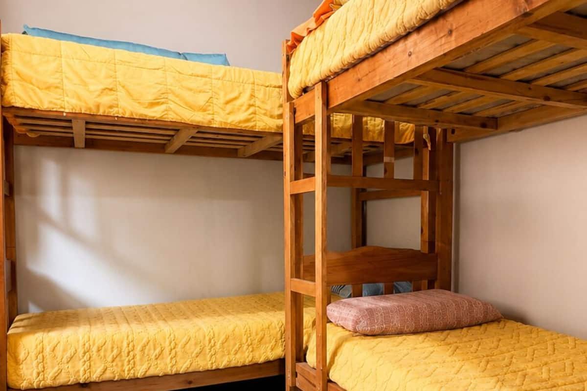 Dormitório compartilhado | Wi-Fi de cortesia, roupa de cama