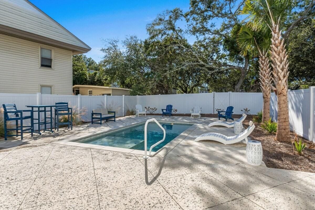 Casa, várias camas (Almost Heaven on Sunset-Pool-Walk to ) | Piscina