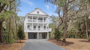 Casa, várias camas (Beach Belle- Pet Friendly- Luxury Edi) | Exterior