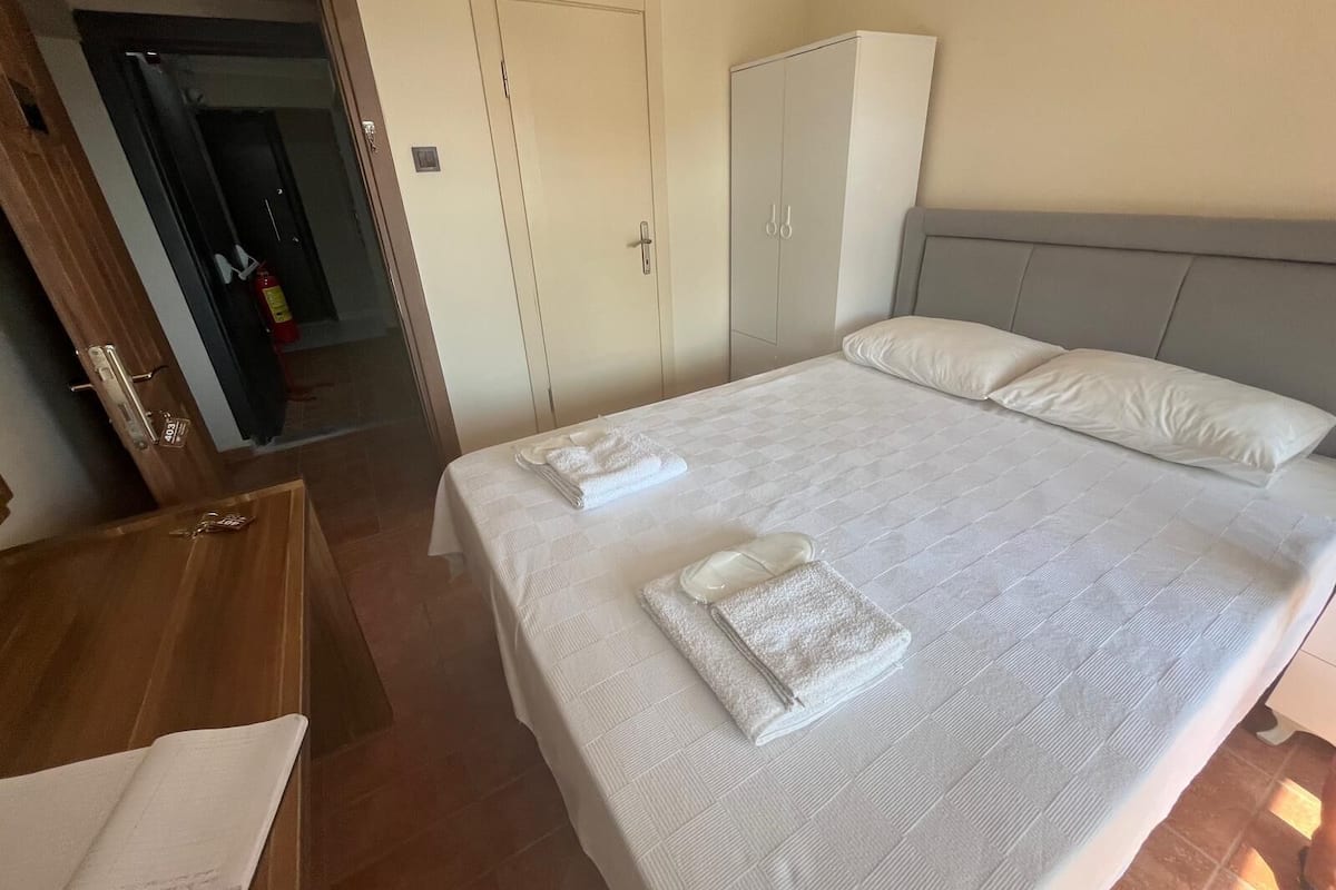 Quarto Standard, varanda, vista para o jardim | Wi-fi grátis 