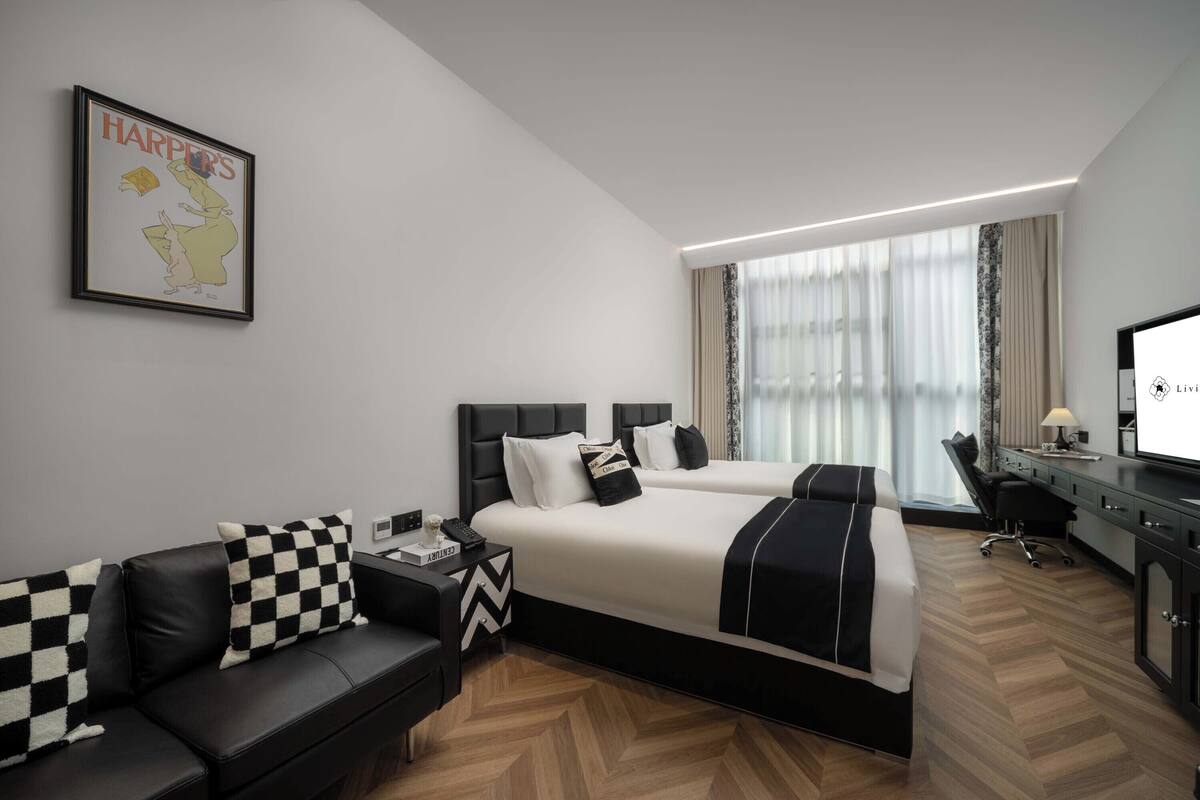 Quarto duplo superior, vista para a cidade | Vista do quarto