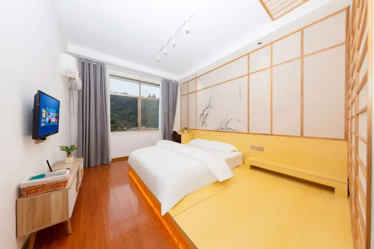 Quarto Duplo Standard | Edredões de penas, secretária, cortinas/cortinados opacos, Wi-fi grátis