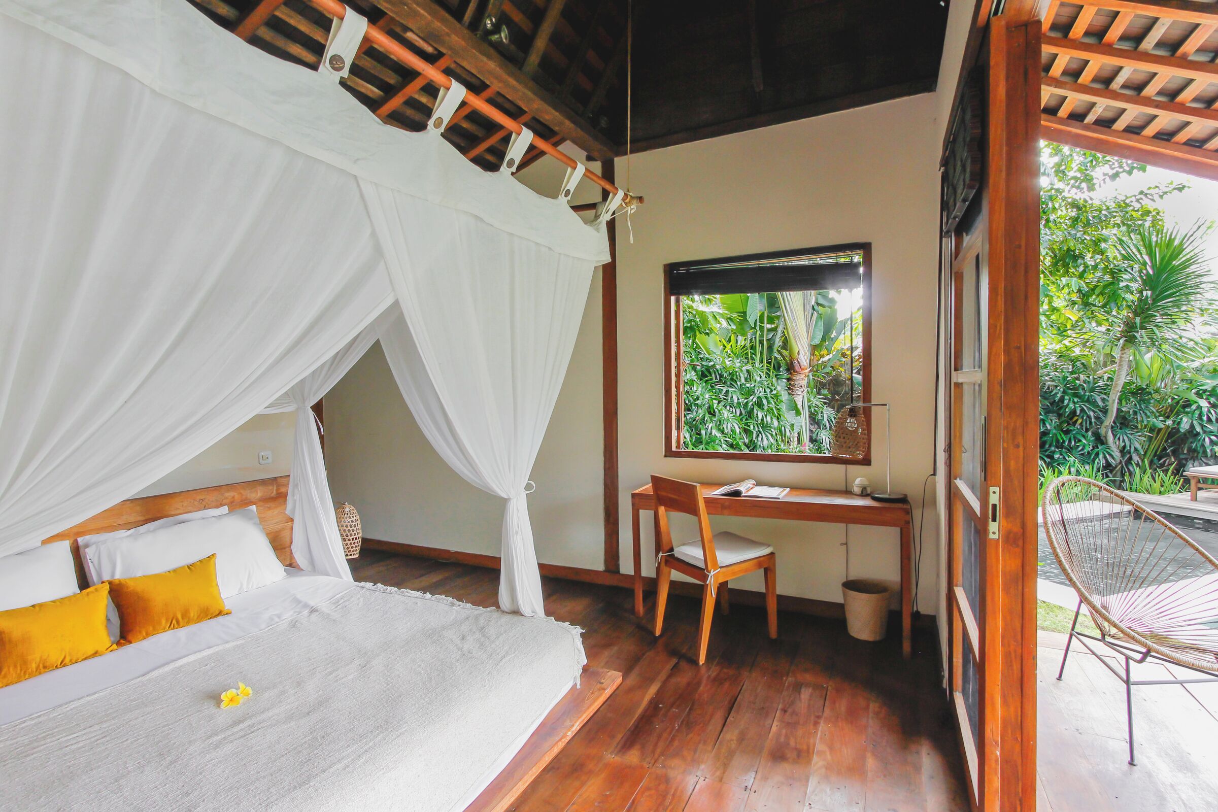 Roupas de cama premium, Wi-Fi de cortesia, individualmente decorados