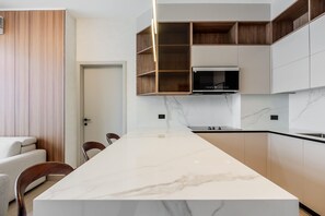 Casa | 2 quartos, internet de alta velocidade 