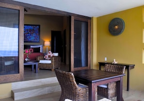 Suite Standard, vista para o mar | Restaurantes