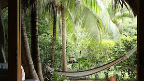 Bangalô luxo, vista para o jardim | Terraço/pátio