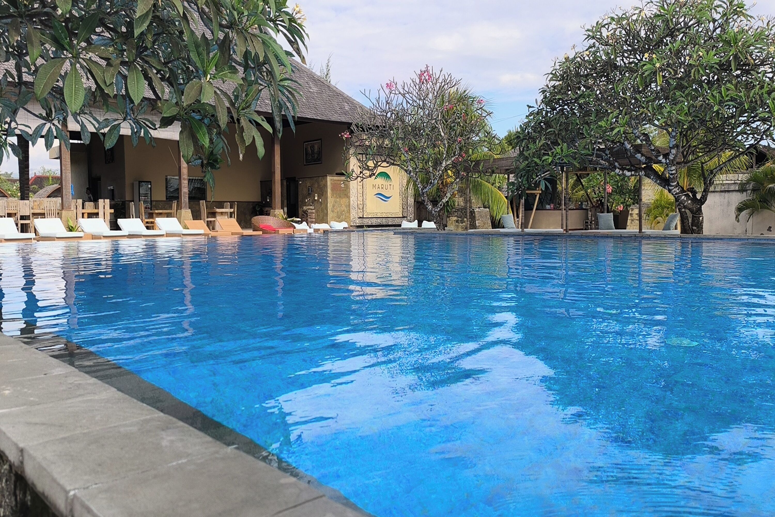 Piscina externa