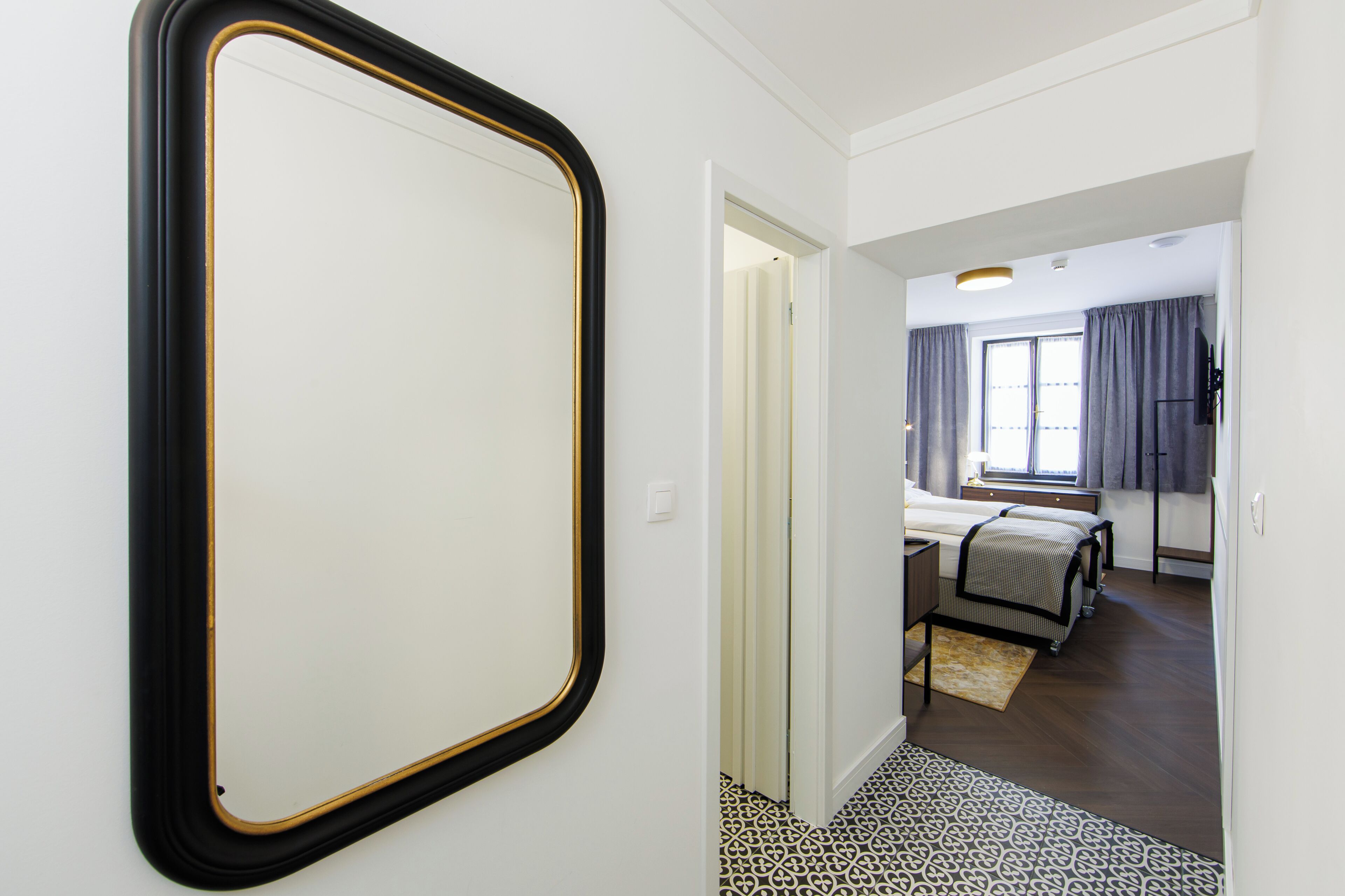 Quarto Duplo ou Twin Deluxe, Vista para a cidade | Wi-fi grátis 