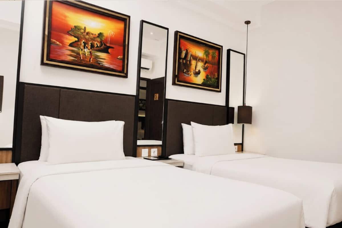 Pavilion Gracia 3 Bed Room | Cofre no quarto, secretária, ferro/tábua de engomar, Wi-fi grátis 