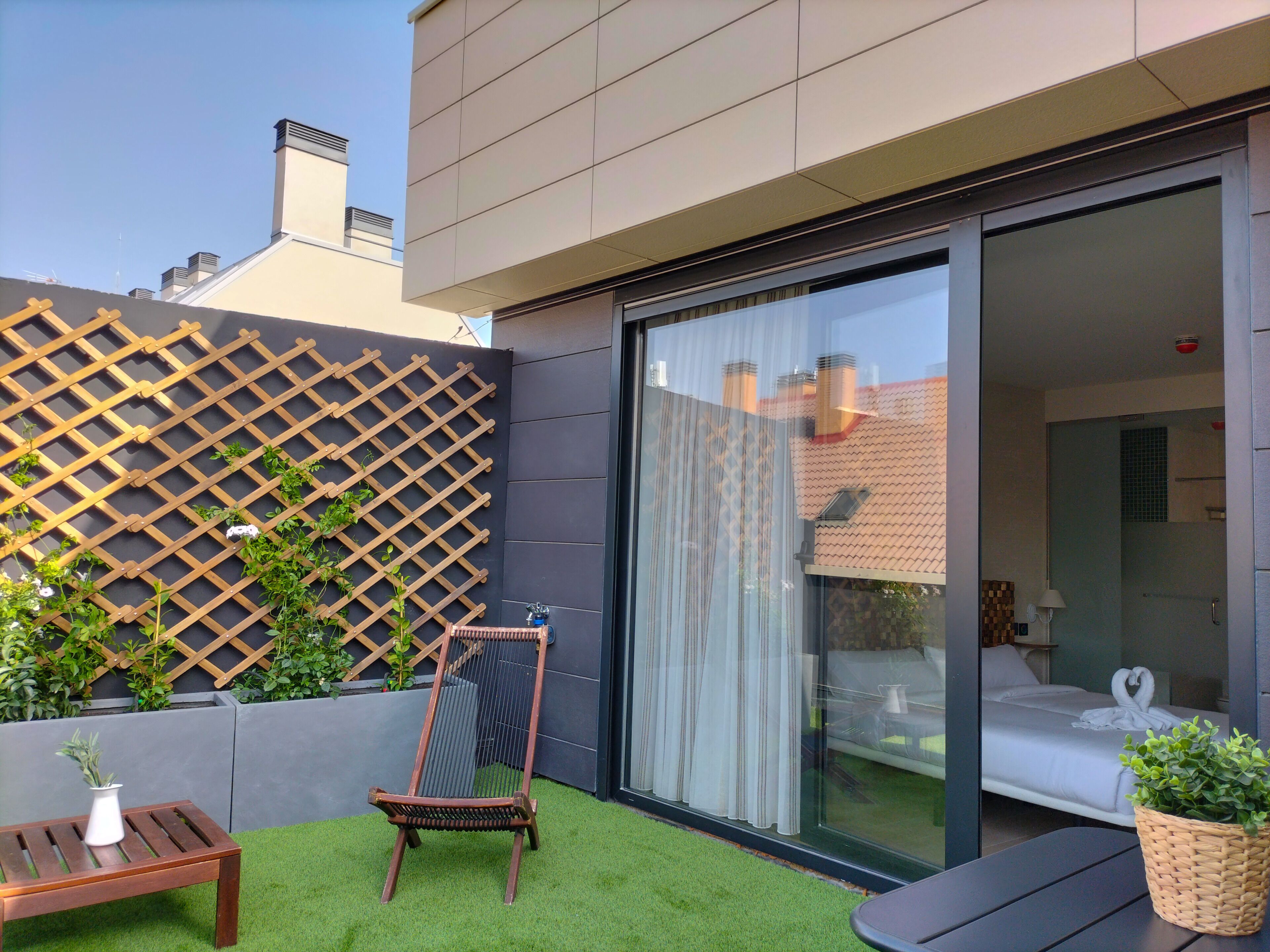 Suíte estúdio luxo, sacada, vista para a cidade | Terraço/pátio