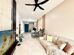Apartamento Económico, 2 quartos, não fumadores, Vista para a cidade | Sala de estar