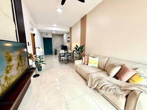 Apartamento Económico, 2 quartos, não fumadores, Vista para a cidade | Sala de estar