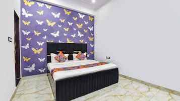 Quarto Deluxe | Lençóis de algodão egípcio, roupa de alta qualidade, cofre no quarto