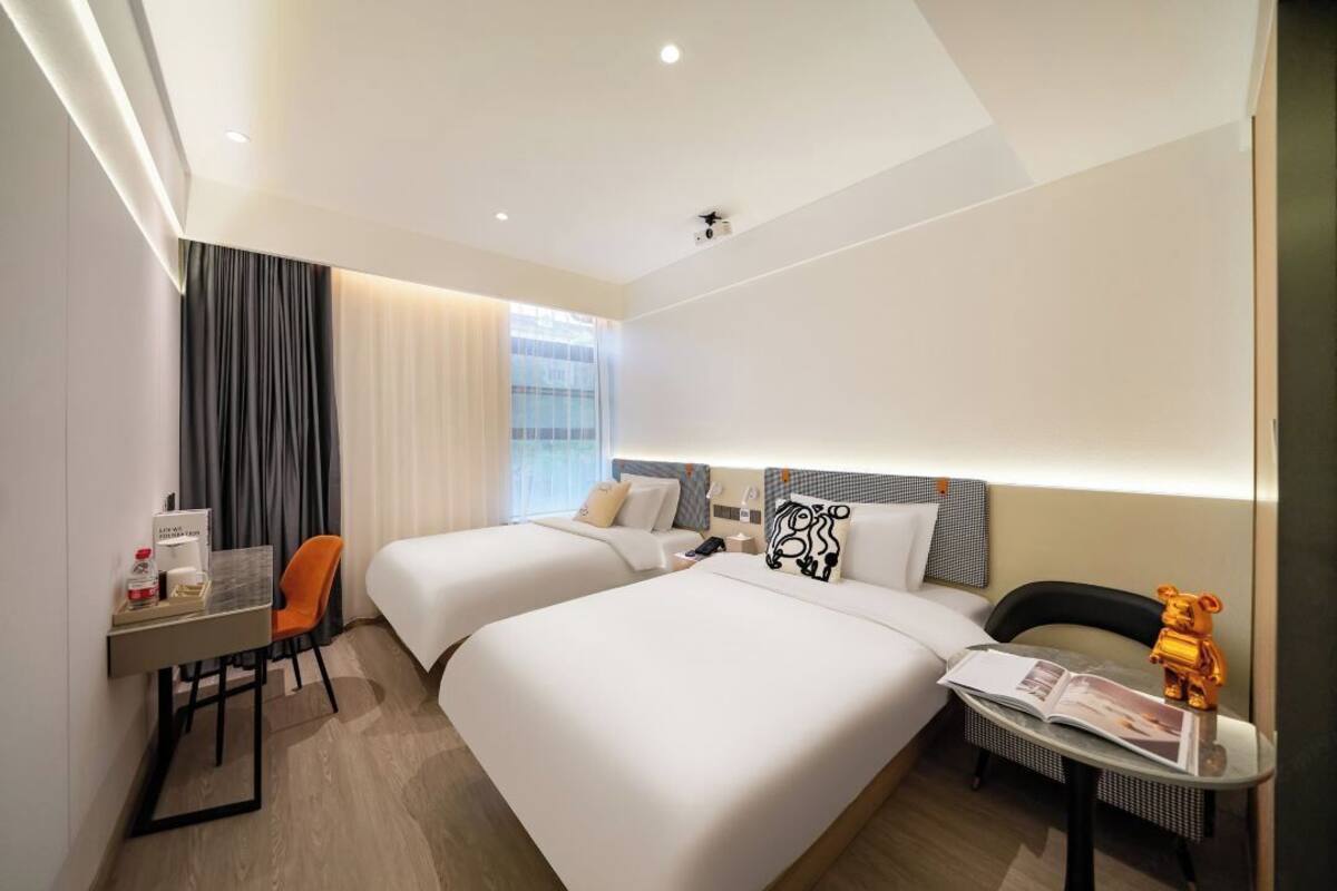 Quarto duplo clássico | Frigobar, cortinas blackout, Wi-Fi de cortesia, roupa de cama