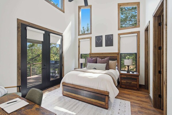 Cabana, várias camas, vista para a montanha (The Lodge at Walnut Peak) | 3 quartos, individualmente decorados, individualmente mobiliados