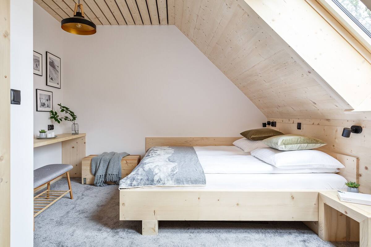 Secretária, Wi-fi grátis, roupa de cama fornecida 