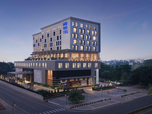 Novotel Bhubaneswar Janpath - Bhubaneswar