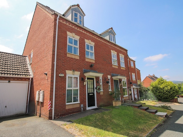 18 Hengrave Meadow - Telford