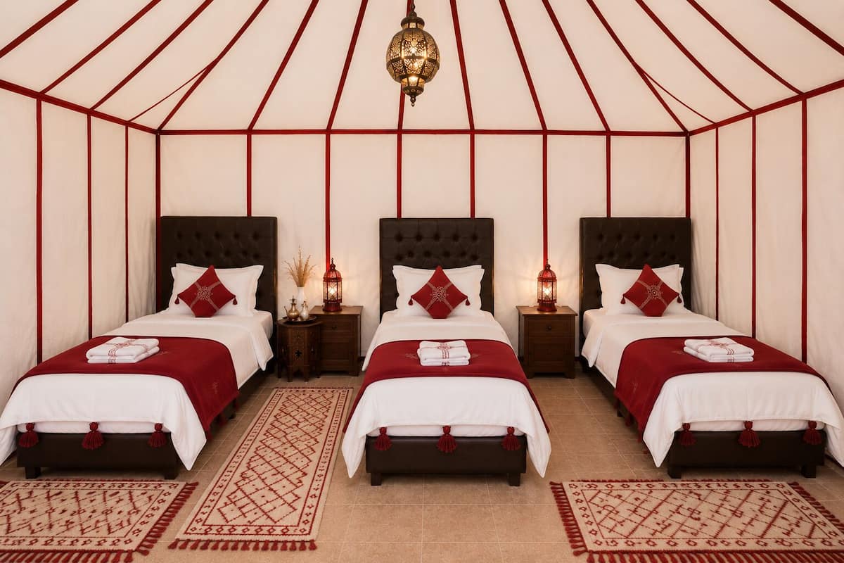 Quarto Triplo Deluxe, vista deserto | Wi-fi grátis 
