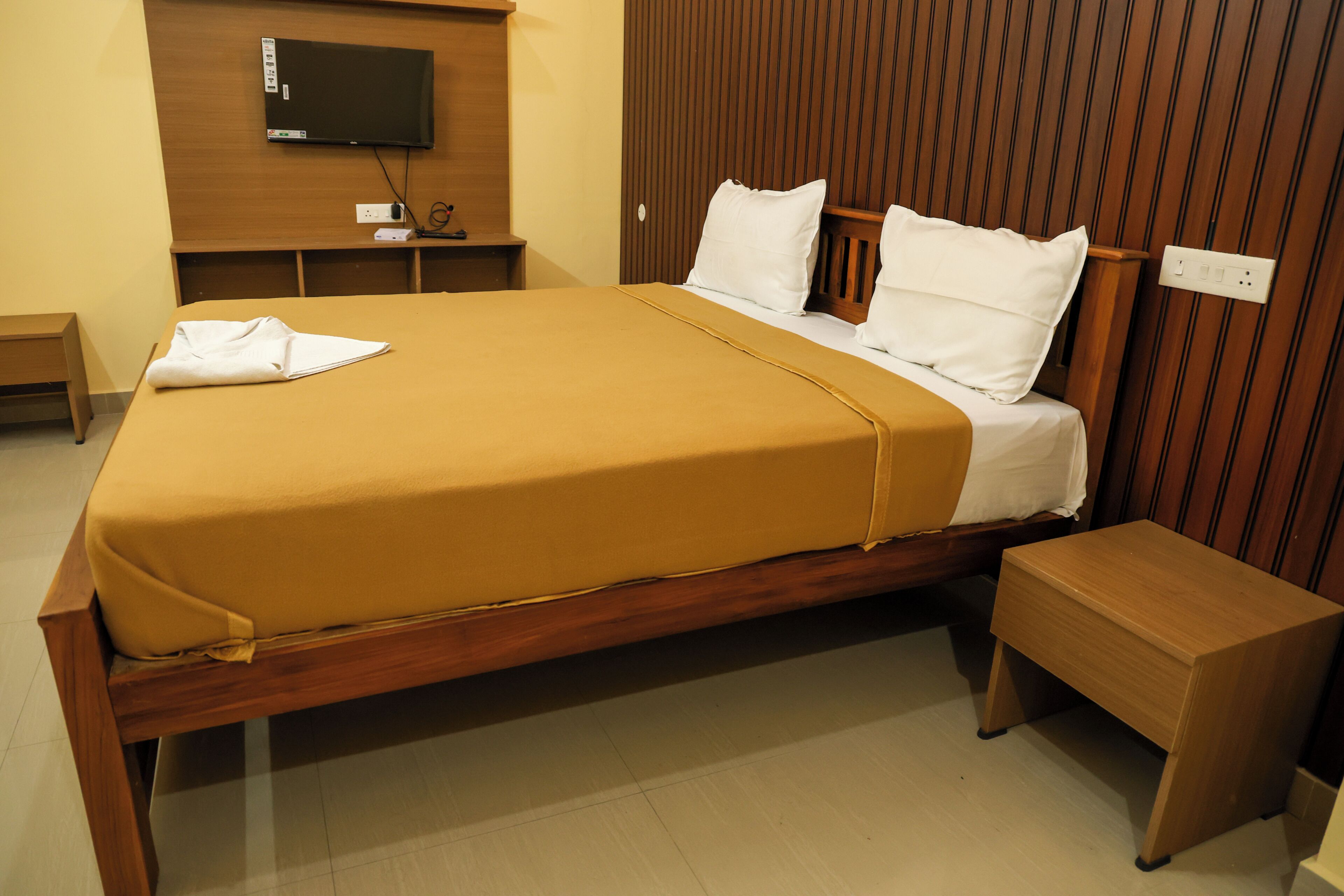 Quarto Quádruplo | Roupa hipoalergénica, Wi-fi grátis, roupa de cama fornecida 