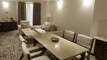 Suite Familiar, vista para o mar | Interior