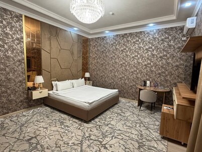 Royal Hotel Navoi