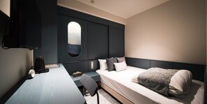 Cofres nos quartos, cortinas blackout, Wi-Fi de cortesia, roupa de cama