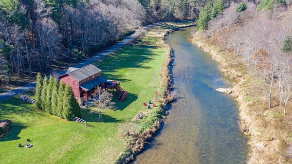 Riverbend Retreat - Fleetwood