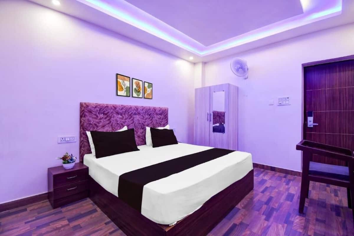 Secretária, Wi-fi grátis, roupa de cama fornecida