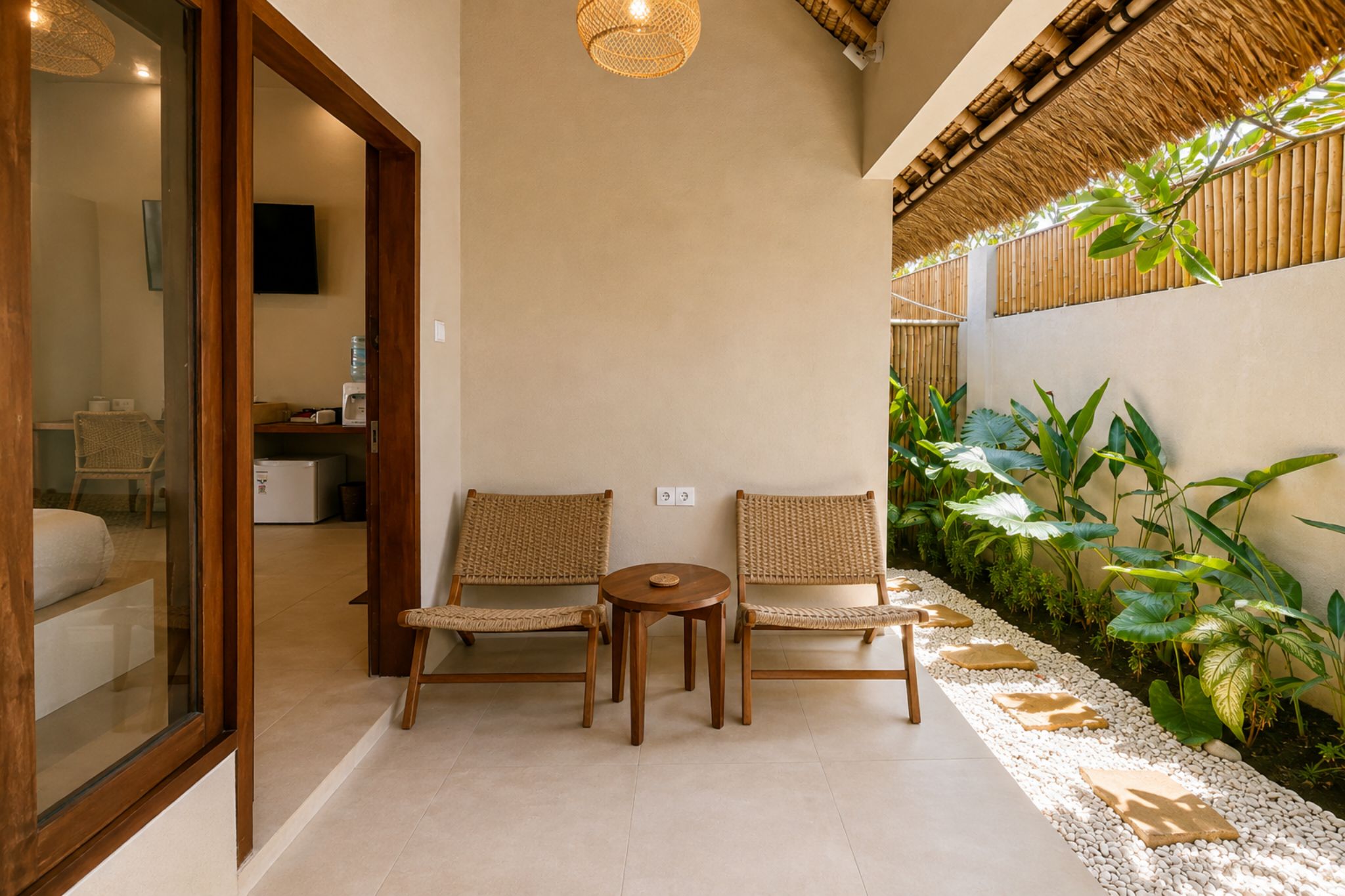 Suite Superior, vista para a piscina | Terraço/pátio interior