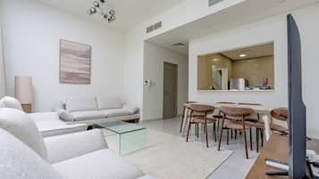 Casa família | Área de estar | Smart TV 65 polegadas com canais digitais, Netflix