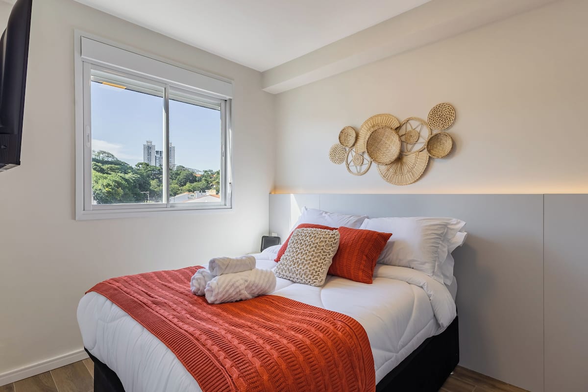 Apartamento Design, 1 cama de casal, cozinha, vista para o parque | Ferro/tábua de engomar, Wi-fi grátis