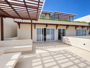 Villa Familiar, vista para o oceano | Terraço/pátio interior