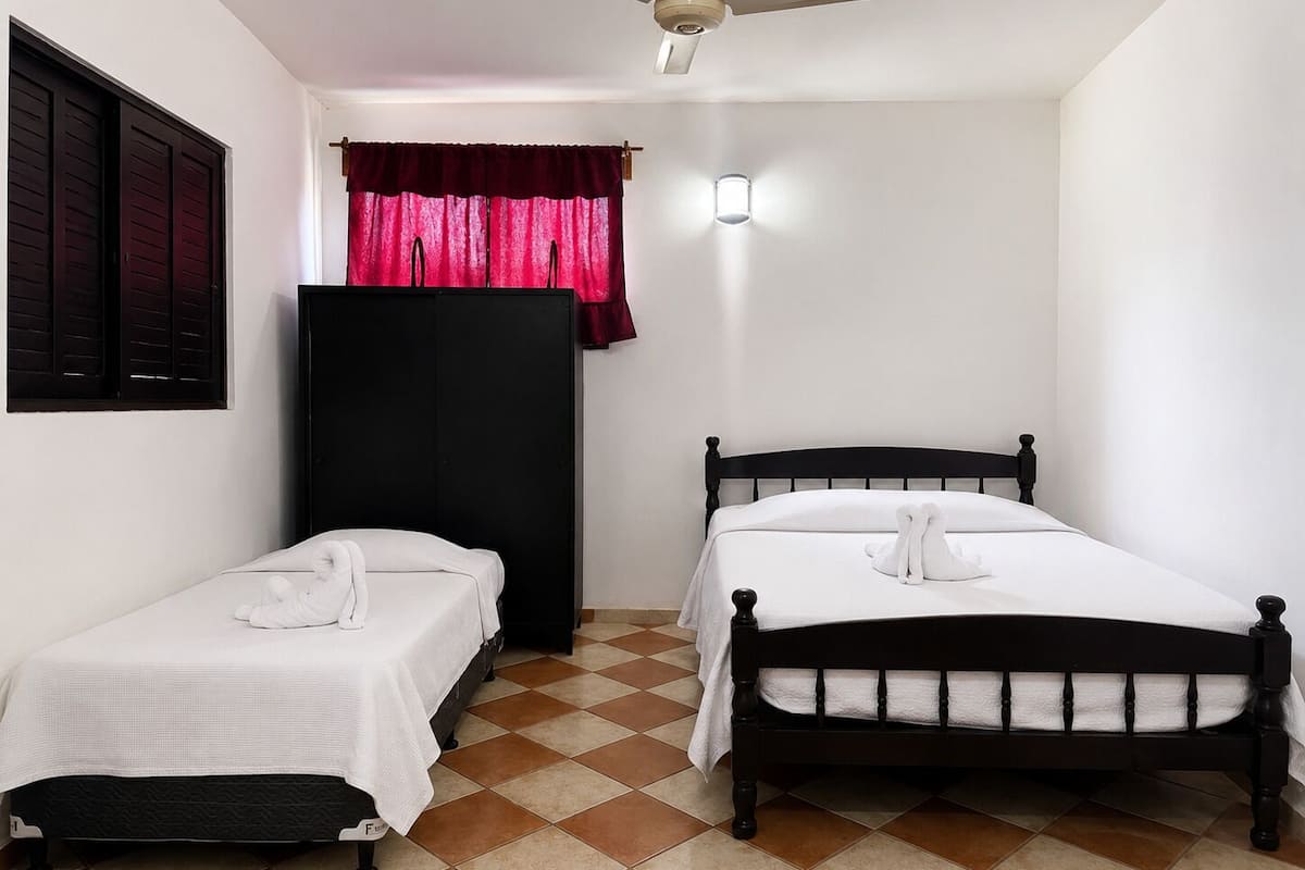 Quarto luxo, vista para a piscina | Wi-Fi de cortesia