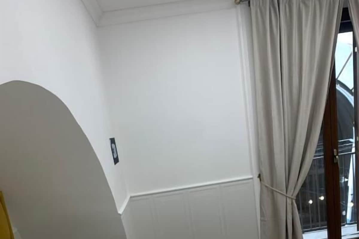 Cofre no quarto, quartos insonorizados, ferro/tábua de engomar