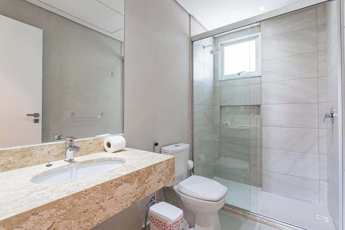 Apartamento Familiar, varanda, Vista para a cidade | Casa de banho