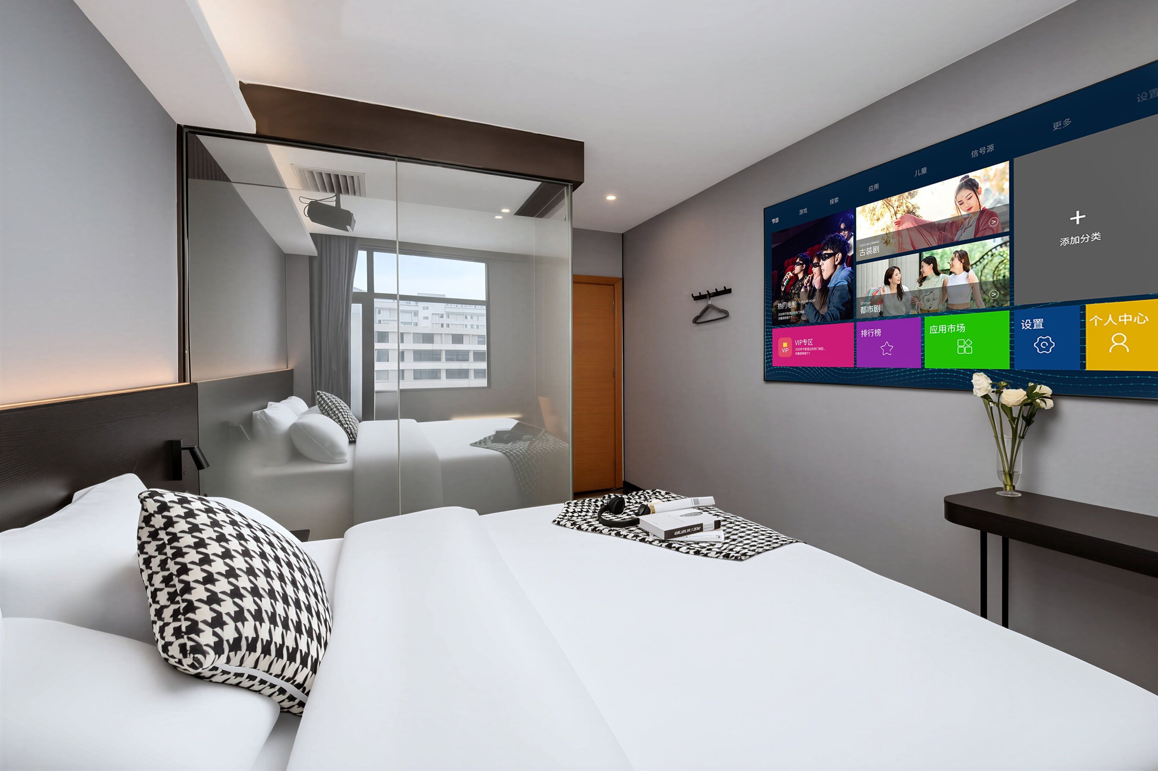 Quarto Duplo Superior, Vista para a cidade | Secretária, secretária adequada para computadores portáteis 