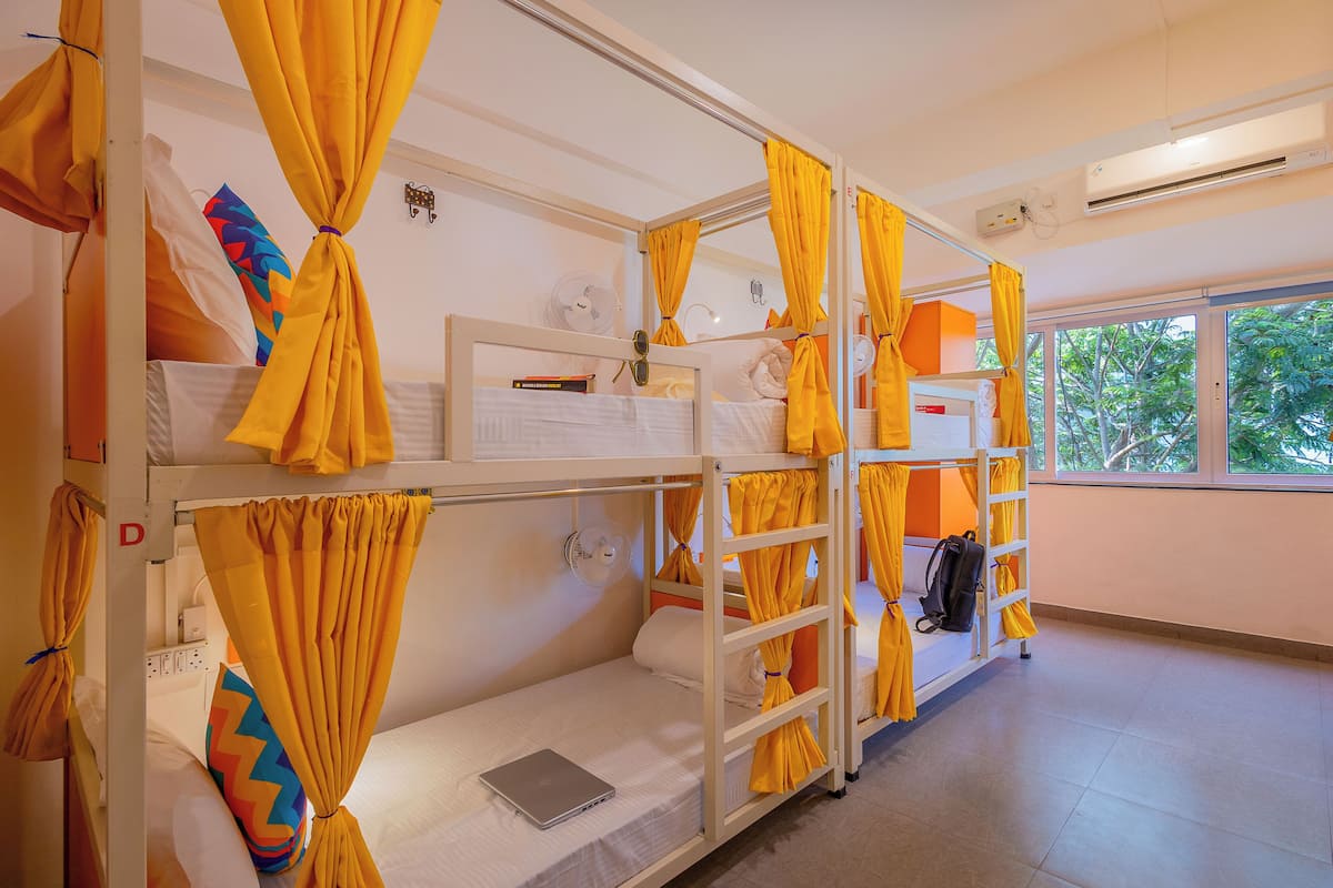 Wi-fi grátis, roupa de cama fornecida