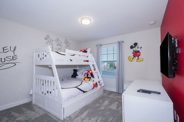 4br W Private Pool Star Wars Room Resort 4993 - Kissimmee, FL