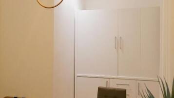 Quarto casal superior, cozinha americana | Parte interna