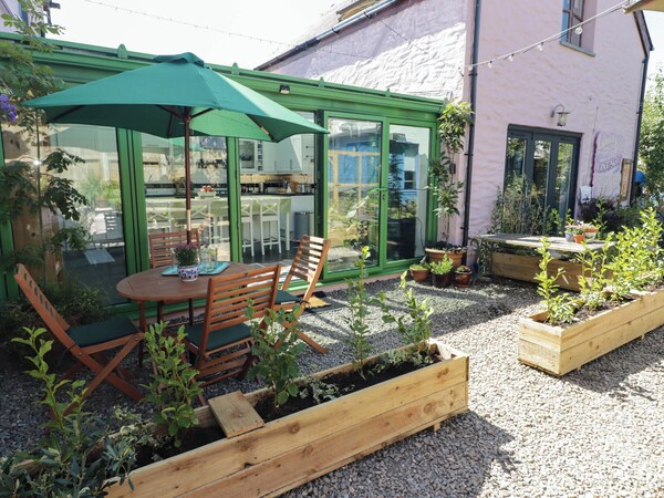 The Garden Rooms - Narberth