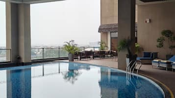 Piscina exterior