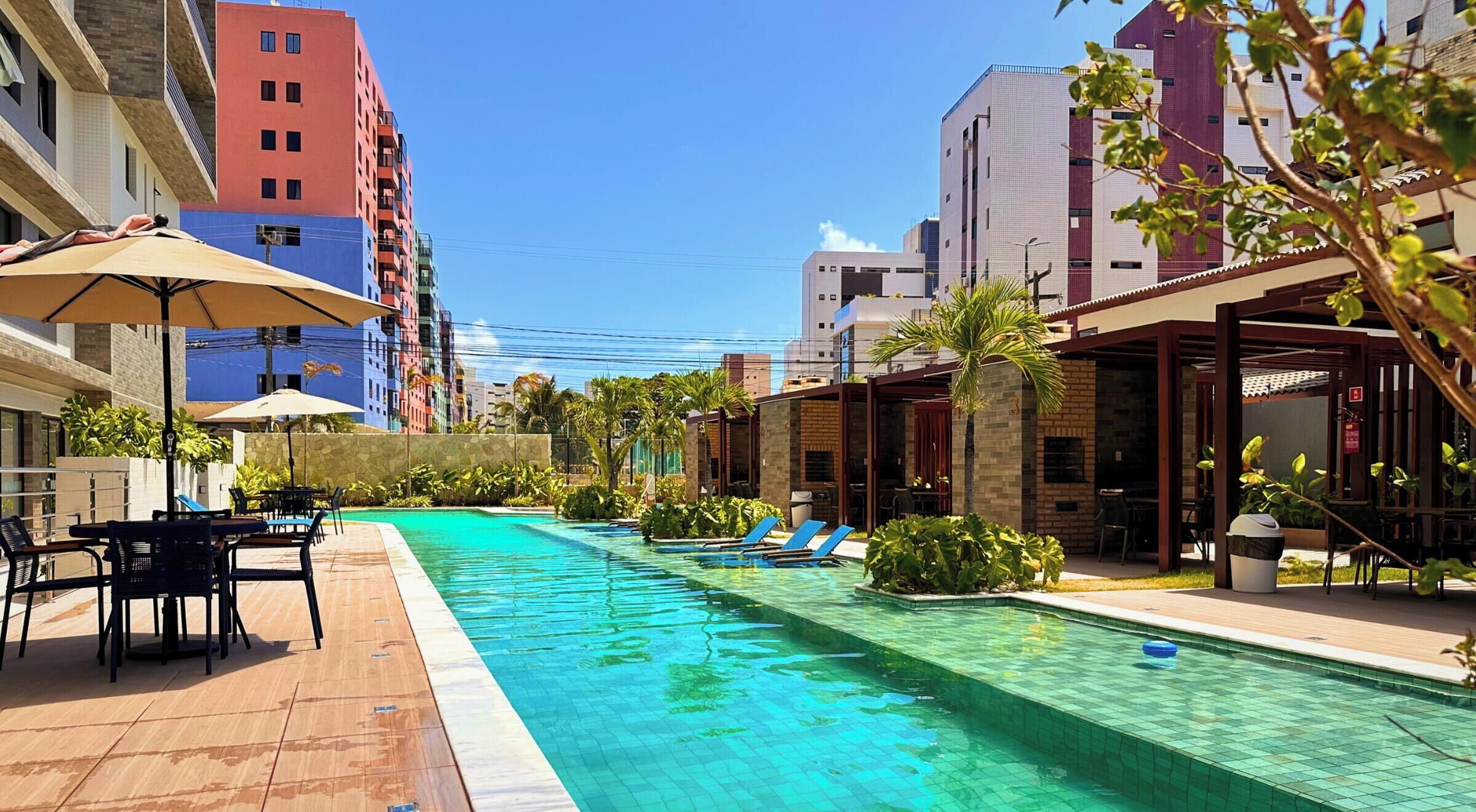 2 piscinas externas
