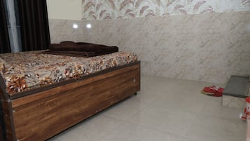 Quarto casal luxo | Escrivaninha, Wi-Fi de cortesia