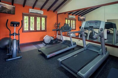 Sugar Cane Club Hotel & Spa