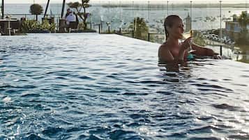 Piscina exterior