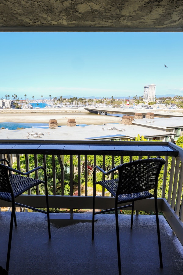 Harbor And Ocean View Coastal Retreat Walk To Beach & Marina - Buccaneer Beach, Oceanside